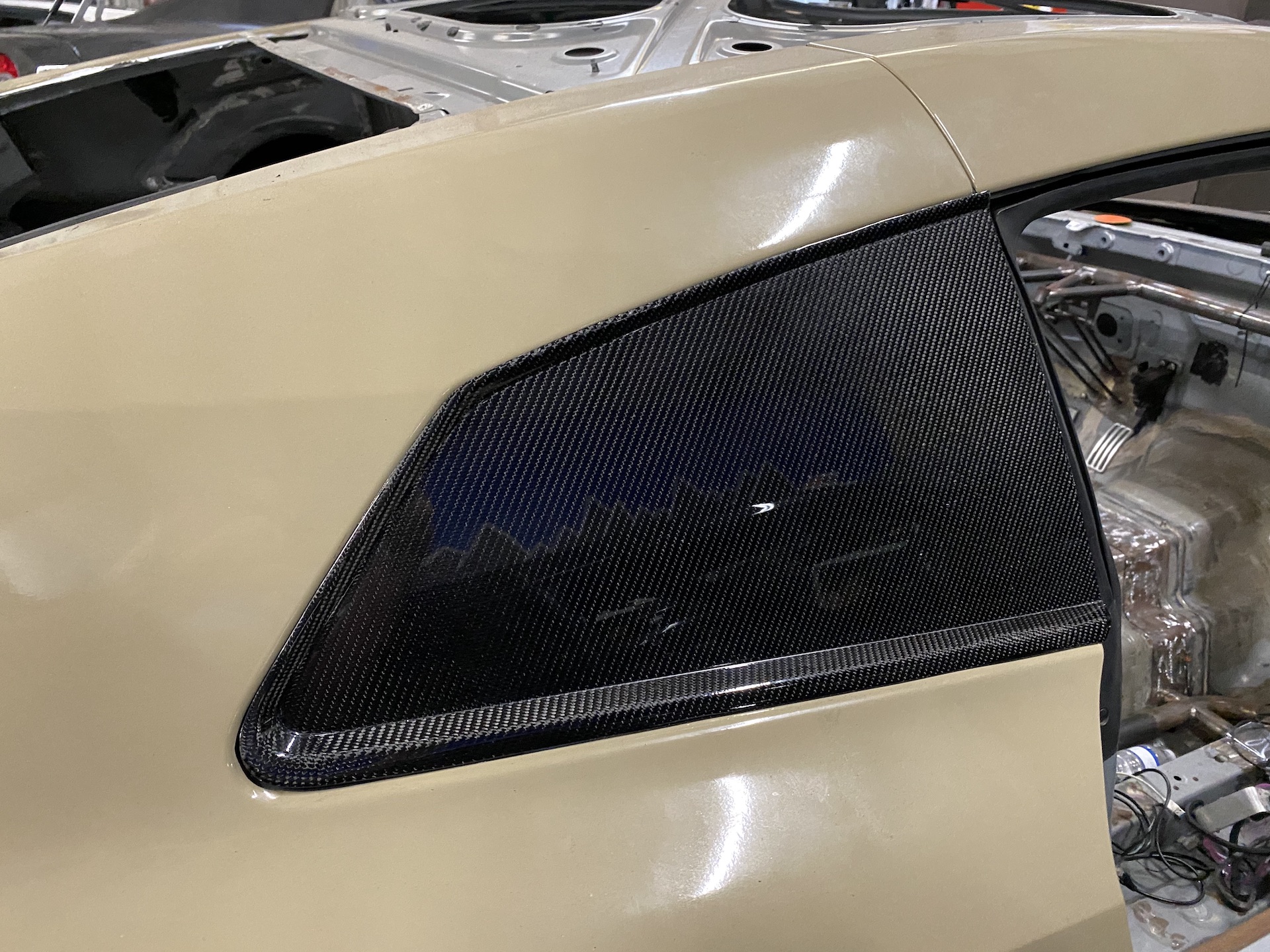 The Shop Houston Command Performance Carbon Fiber Rear Quarter Window ...